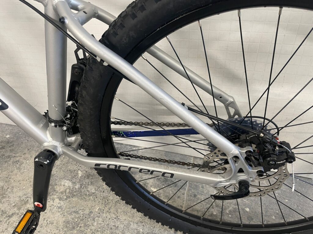 Carrera Valour Disc - Bikery