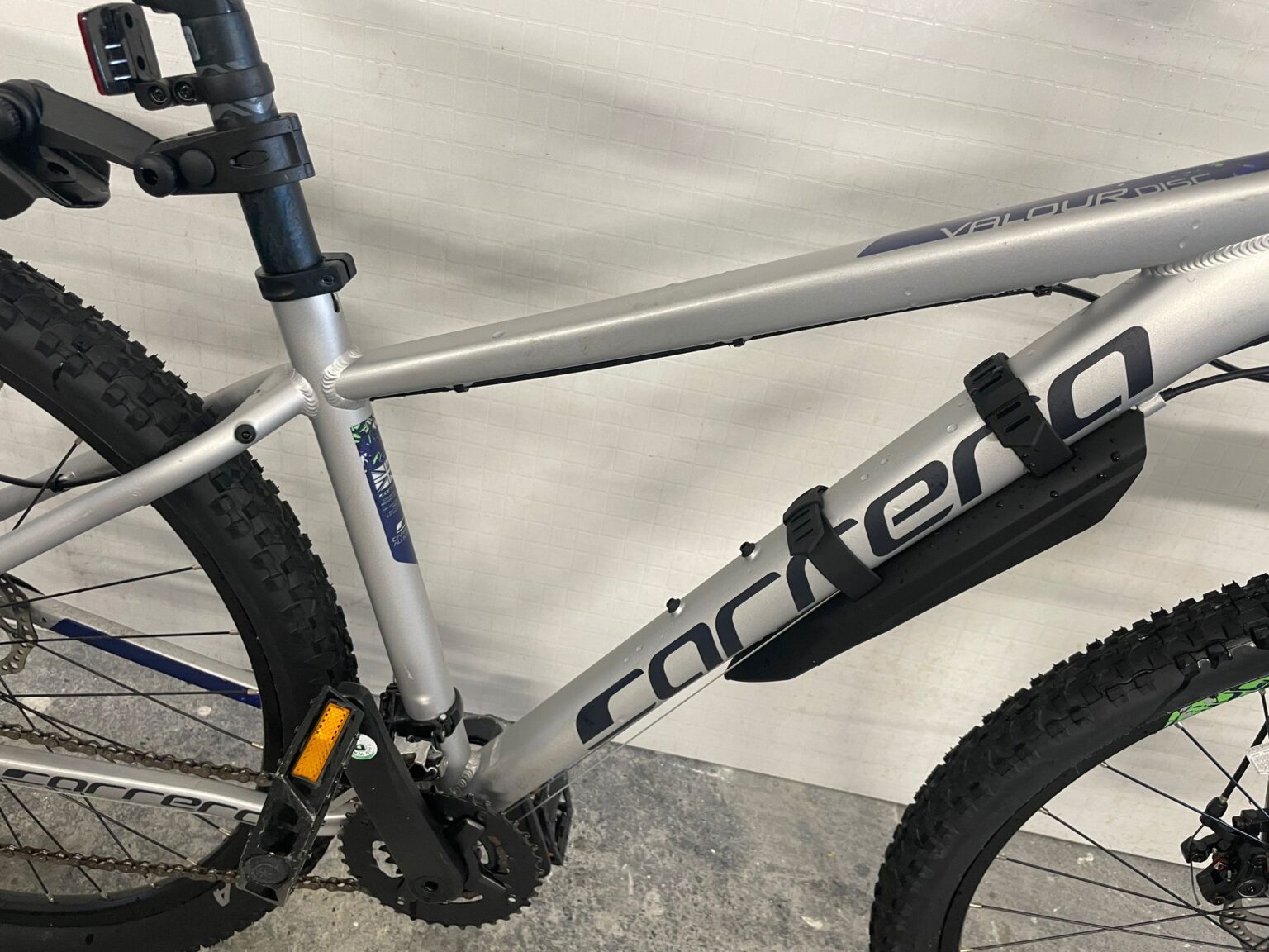 Carrera Valour Disc - Bikery